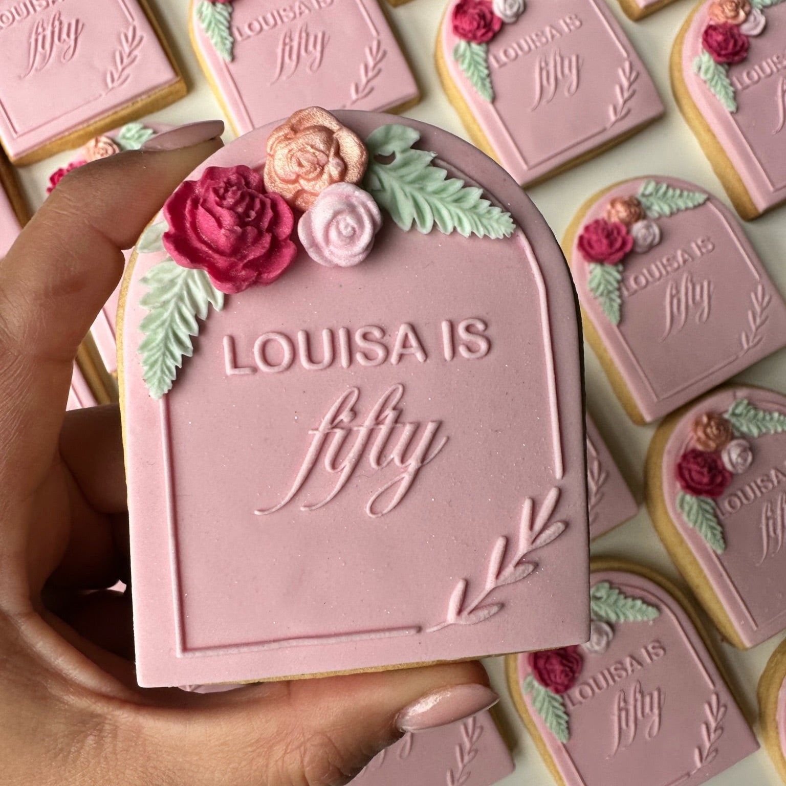 CUSTOM COOKIES – Butter + Crumble